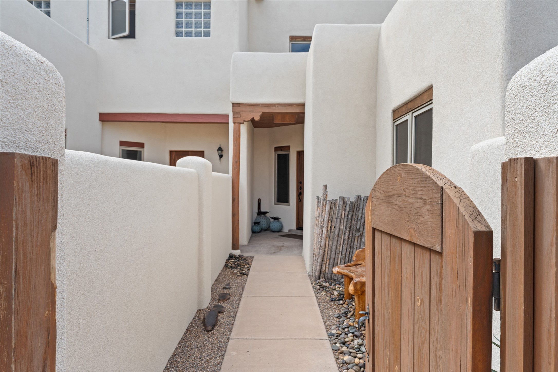 3146 La Paz Lane , Santa Fe, NM 87507 | MLS# 202404007 Villa De La Paz ...