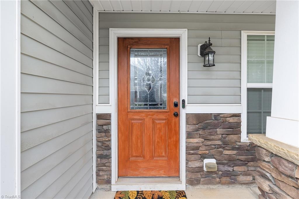 3869 Field Sedge Drive, Winston-Salem, NC 27107 | MLS# 1206083 | ez ...