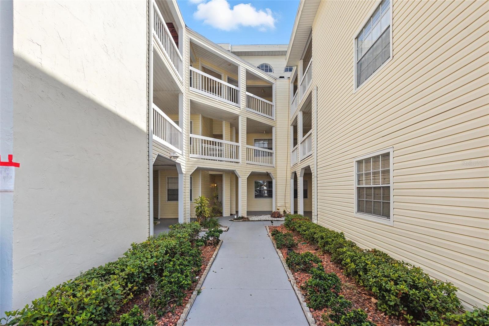 6931 STONES THROW CIRCLE #5103, ST PETERSBURG, FL 33710 | MLS ...