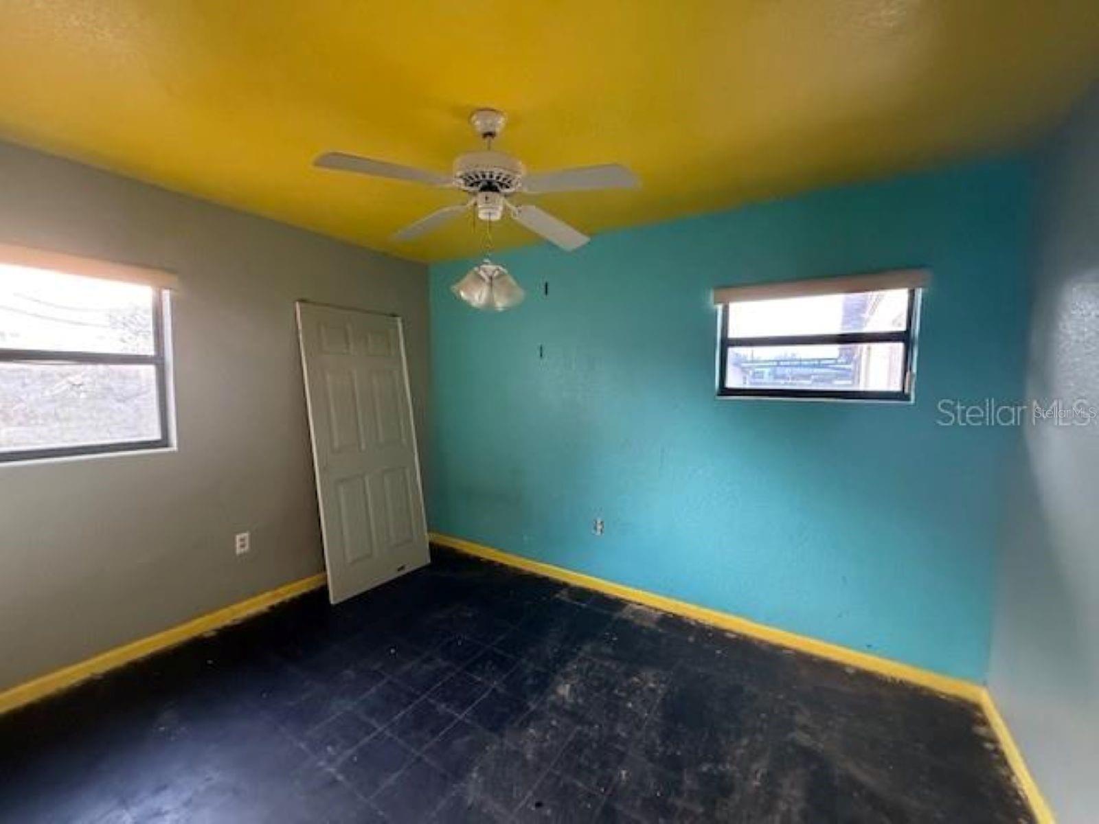 701 MADISON STREET, TAVARES, FL 32778 | MLS# OM721085 TAVARES | ez Home ...